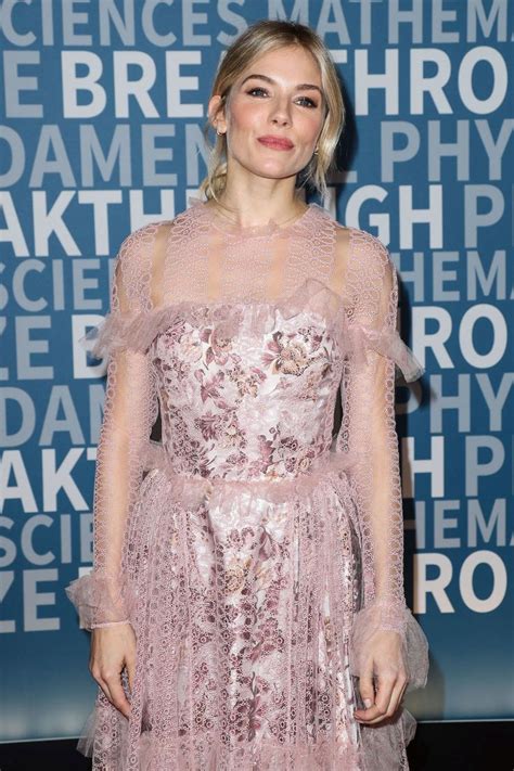 The Best Celebrity Beauty Looks Jennifer Lawrence Katy Perry And More Celebrity Beauty