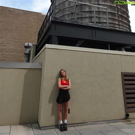 Chloe Lang Wiki Biography Age Gallery Spouse And More