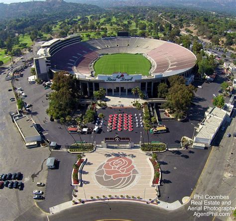 Rose Bowl Pasadena Ca Rose Bowl Stadium Stadium Architecture