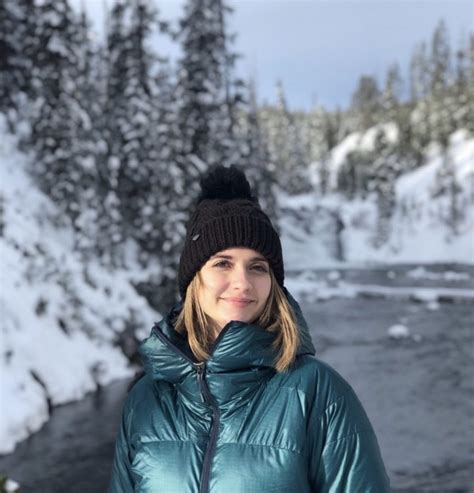 Alexandra Smith The Dart