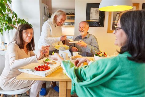 Wie Wohnen Im Alter Wir Helfen Ihnen Jetzt Weiter