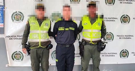 Condenan A Prisión A Policías Por El Ingreso Irregular De Mujeres En Un