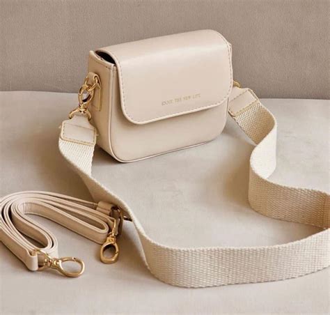 کیف دوشی دخترانه مدل شینا