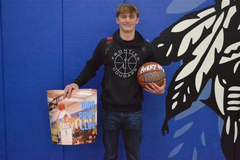 Avery Powell Reaches Milestone In Frontiers District Semifinal Loss