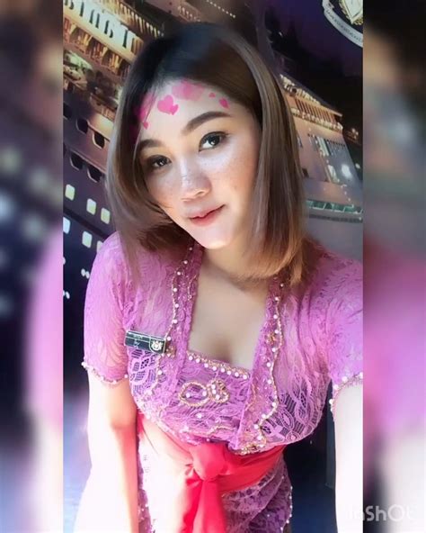 RR Cantik Cewek Cantik Asal Bali ReRe Cantik