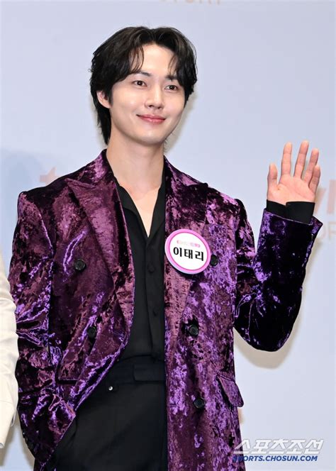 [포토] 이태리 의상부터 트롯왕자 스포츠조선