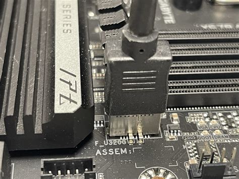 How To Connect The Front Panel Connectors To Your Motherboard CORSAIR EXPLORER