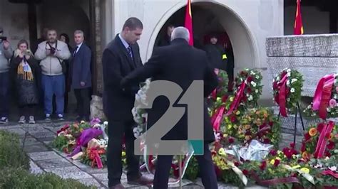 Бугарската делегација положи цвеќе на гробот на Гоце Делчев Youtube
