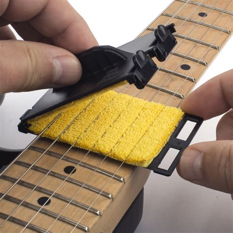 The String Cleaner - StewMac