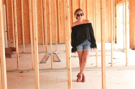 Thestylehunter Brush Off Your Shoulders