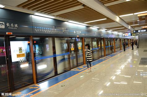 地铁摄影图交通工具现代科技摄影图库昵图网