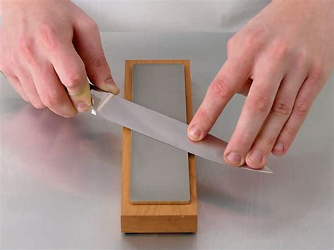 How To Use Whetstone Step By Step Guide Upd