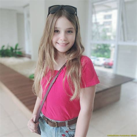 Celebridades Femeninas Oficial Sophia Madeira Primer Galería De Esta