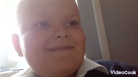 Я на работе с мамой Youtube