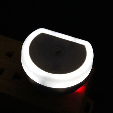 Novelty LED Night Light With 2 USB Port For Mobile Phone Charger Light Sensor Atmosphere Lamp