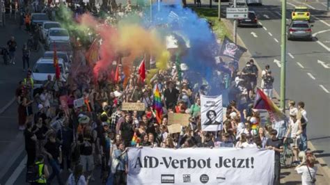 Европа страница 1 Поглед Инфо