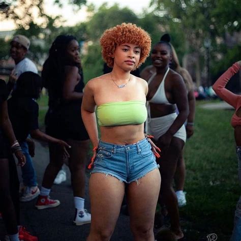 Discover 21 Ice Spice Ideas Ice And Spice Female Rappers Celebs And