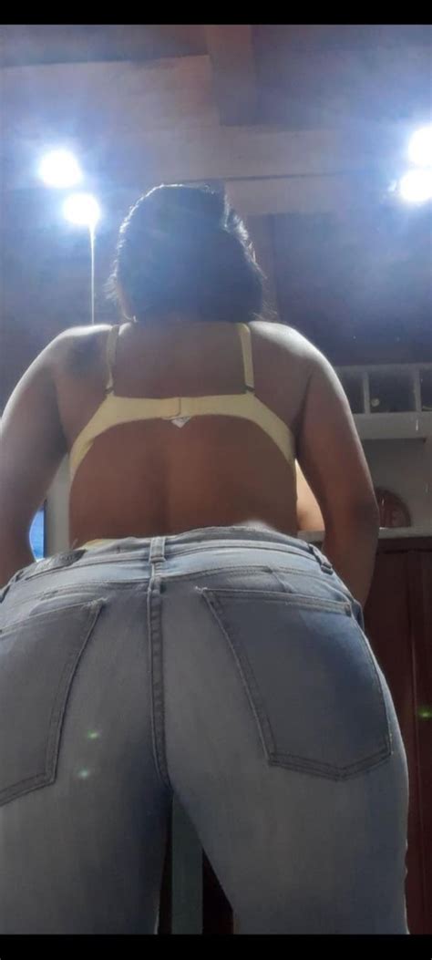 These Jeans Make My Ass Look Bigger Do You Believe It Rgirlsinjeans