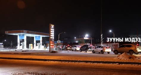 ФОТО Нийслэлчүүд шатахуунд дугаарласан хэвээрээ байна