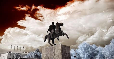 Thisisbignews Gr ΑΠΙΣΤΕΥΤΟ Ο ΤΑΦΟΣ ΑΝΗΚΕΙ ΣΤΟΝ ΜΕΓΑ ΑΛΕΞΑΝΔΡΟ ΤΟ ΚΡΥΒΟΥΝ ΓΙΑΤΙ ΚΙΝΔΥΝΕΥΕΙ Η