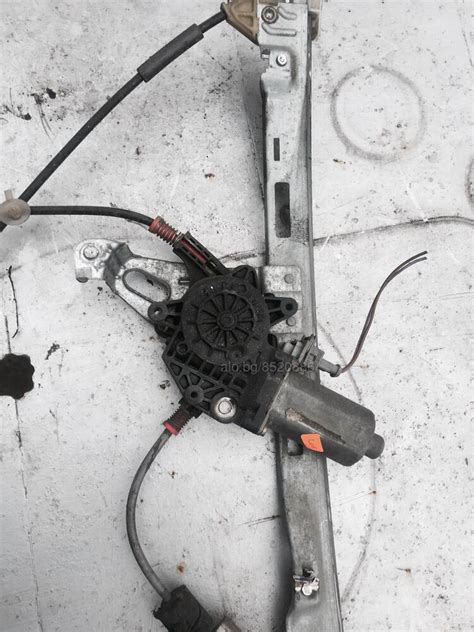 Ляв стъклоповдигач за Пежо 206 Автостъкла Резервни части консумативи аксесоари Софи