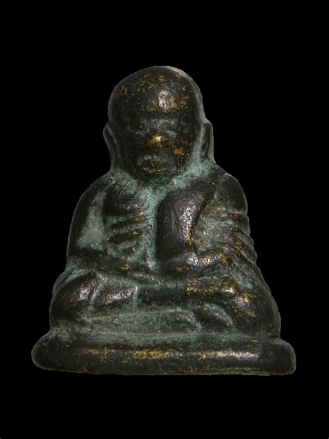 รูปหล่อหลวงพ่อเงิน รุ่นปืนแตก ปี2528 ร้าน แสงเกตุพระเครื่อง