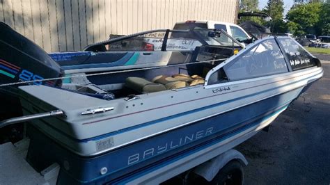 1988 Bayliner Capri Boats For Sale