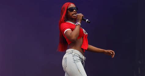 Dj Akademiks Offers Sexyy Red Some Advice After Sex Tape Leaks Online