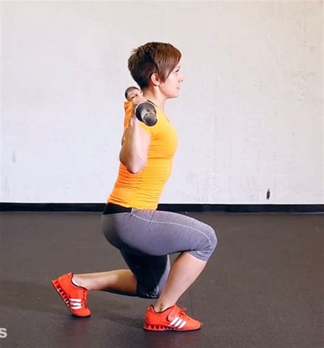 How To Perform The Staggered Squat Physitrack