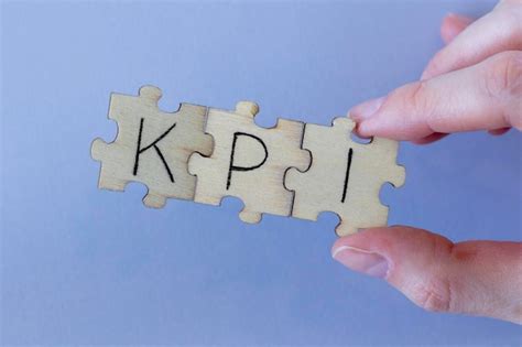 핵심성과지표key Performance Indicator의 약자 Kpi 퍼즐에 적힌 글자 프리미엄 사진
