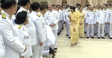 รวมรูปภาพของ ประวัติ พล ต ท ผ่อน ปลัดรักษา พ่อตาอายุ 100 ปี ที่นายกเศรษฐา ก้มลงกราบที่ตัก รูปที่