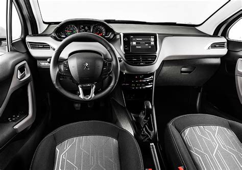 Peugeot 208 2014 Interior