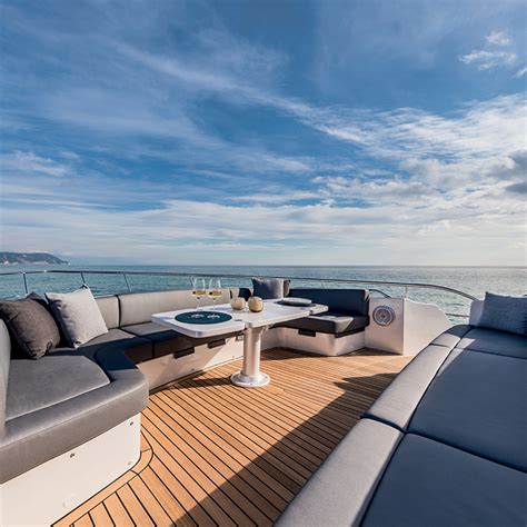 Pershing 9x Luxury Speed Motor Yacht Pershing Yacht