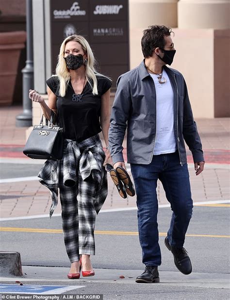 Braunwyn Windham Burke Wears A Gay Ok Necklace A She Visits A Sex Shop With Husband Daily