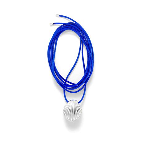 Shell On A String Clairvaux