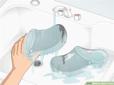 3 Ways To Clean Crocs WikiHow
