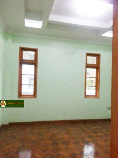 အင်းစိန်မြို့နယ် ဂျပန်လမ်းမပေါ်တွင် လုံးချင်း အိမ်ငှားရန်ရှိသည်