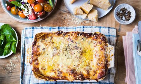 Рецепт Лазања со кромид и печурки Eat Well Рецепти