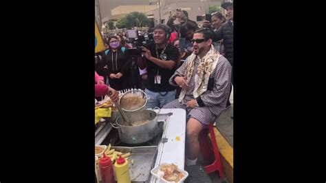 Bad Bunny Peruano Sale A Probar Arroz Chaufa Con Pollo Broaster Y Causa