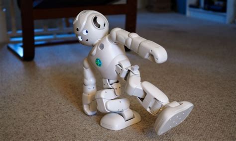 Ubtech Lynx Review An 800 Alexa Robot That Does Yoga Toms Guide