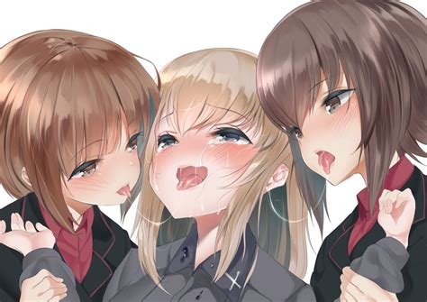 Nishizumi Miho Nishizumi Maho And Itsumi Erika Girls Und Panzer
