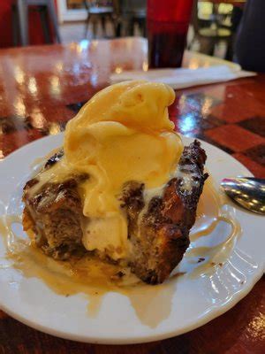 FIREHOUSE QUE BREW Updated October 2025 368 Photos 605 Reviews 1019 S Main Ave