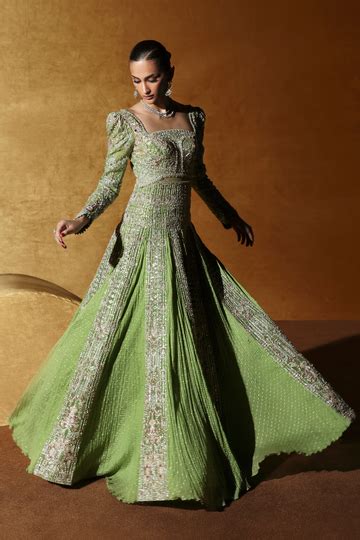 Soraya Oriana Luxury Formals 26 Celvère Diyas Direct The Bridal
