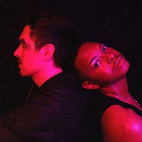 Sun Centauri Sun Centauri • Threads Say More