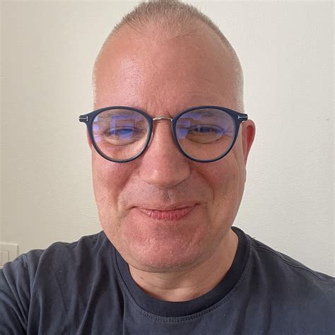 The Scaling Game London