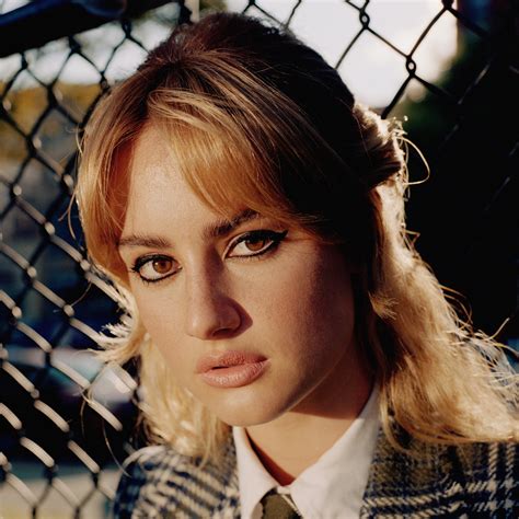 Van Patten Actors Tell Me Lies Star Grace Van Pattens Stunning