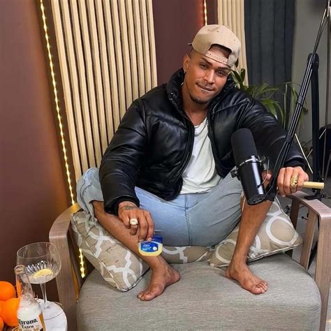 Lyle Anthony Volkwyns Feet