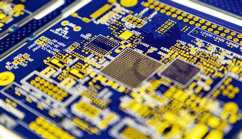 Whats The Difference Between Single And Double Sided Printed Circuit Boards Exception Pcb