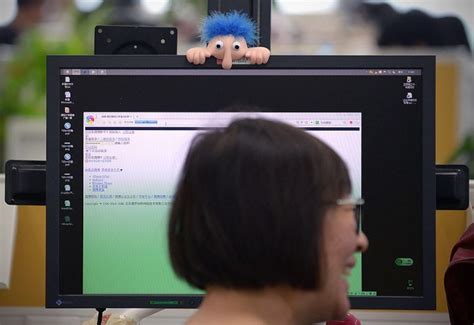 Chinese Language Twitter Botnet Downplays Liberal Election Interference