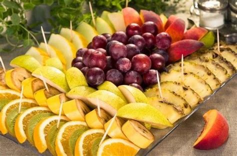 How To Make A Beautiful Fruit Platter Display